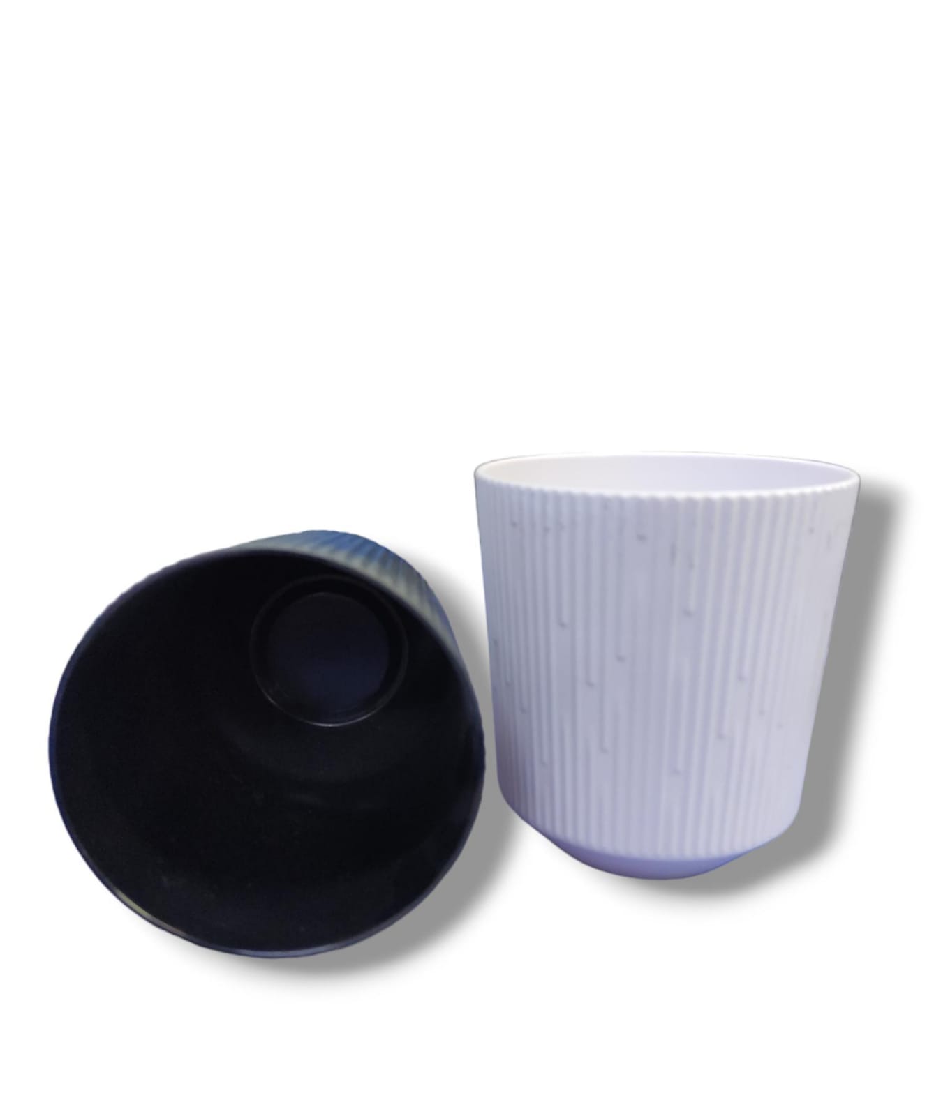 MACETERO RESINAS 11CM D217